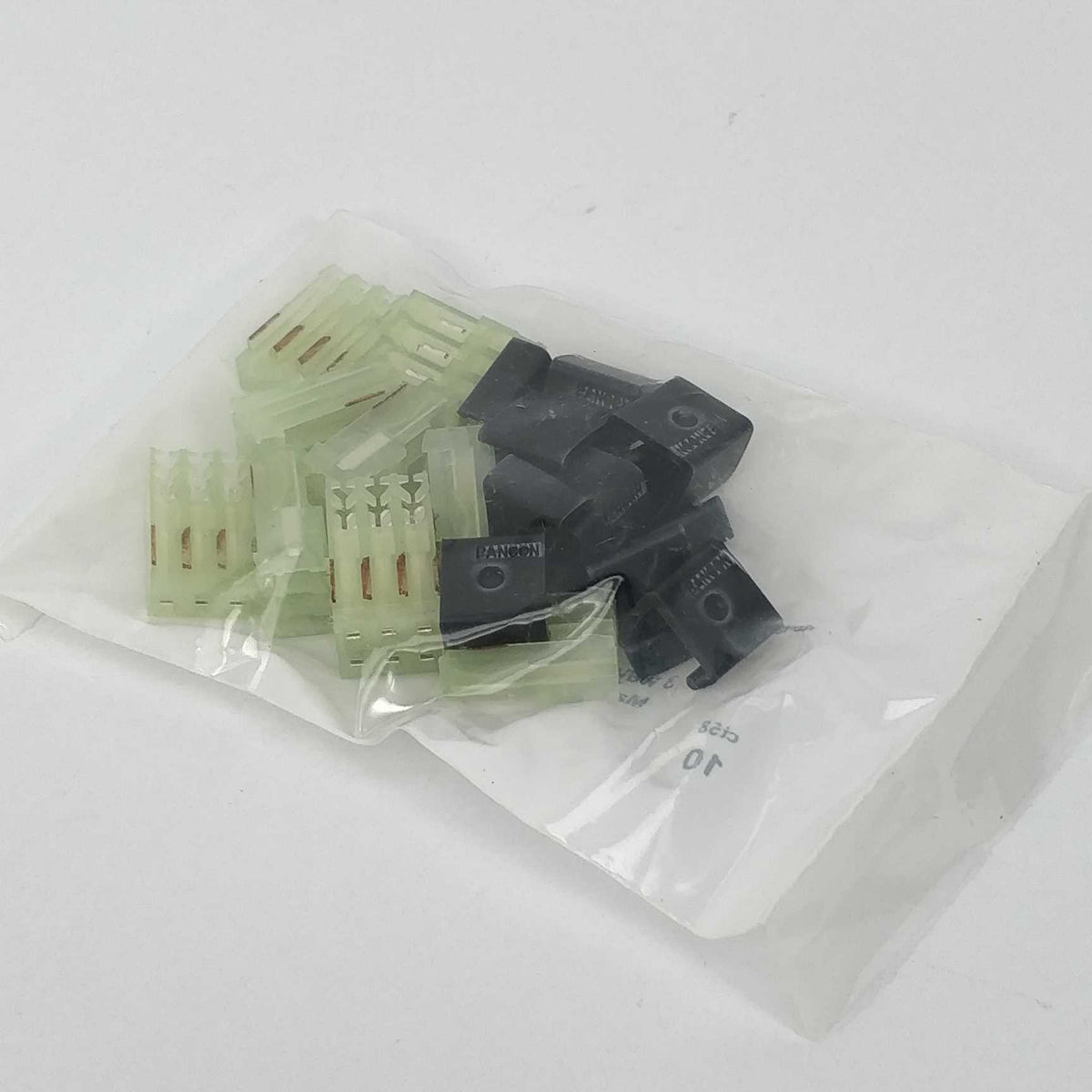 Pancon 473-470 / CE156F20-3/RS Connector 3 way 200 awg 10 pieces ...